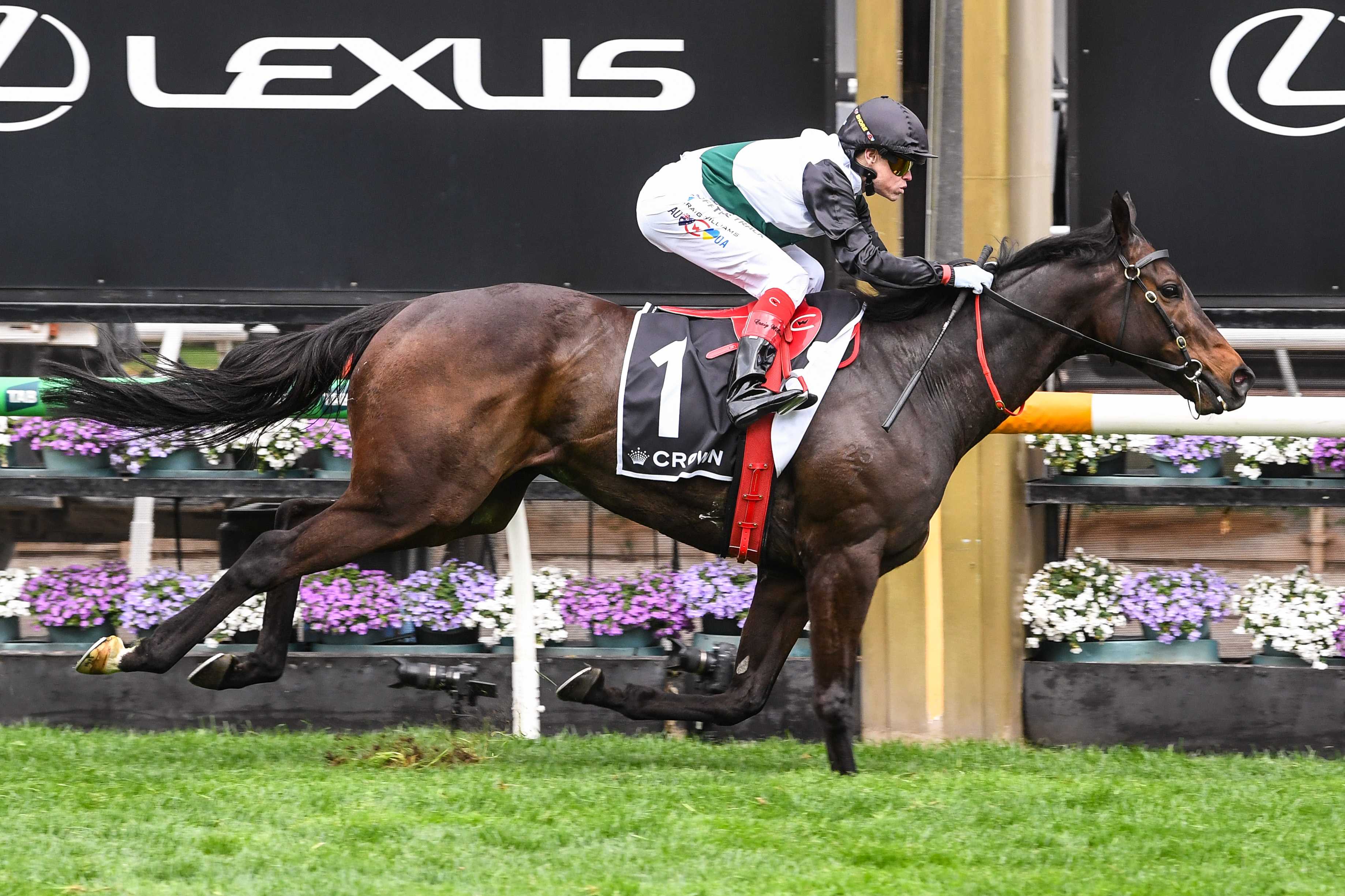 Tasracing reveals 2025/26 season calendar — SEN